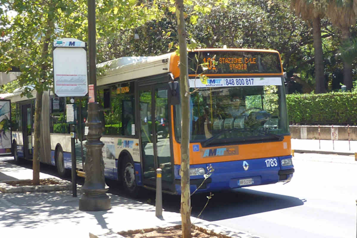 パレルモへのアクセス、バス・電車の交通状況 | アーモイタリア